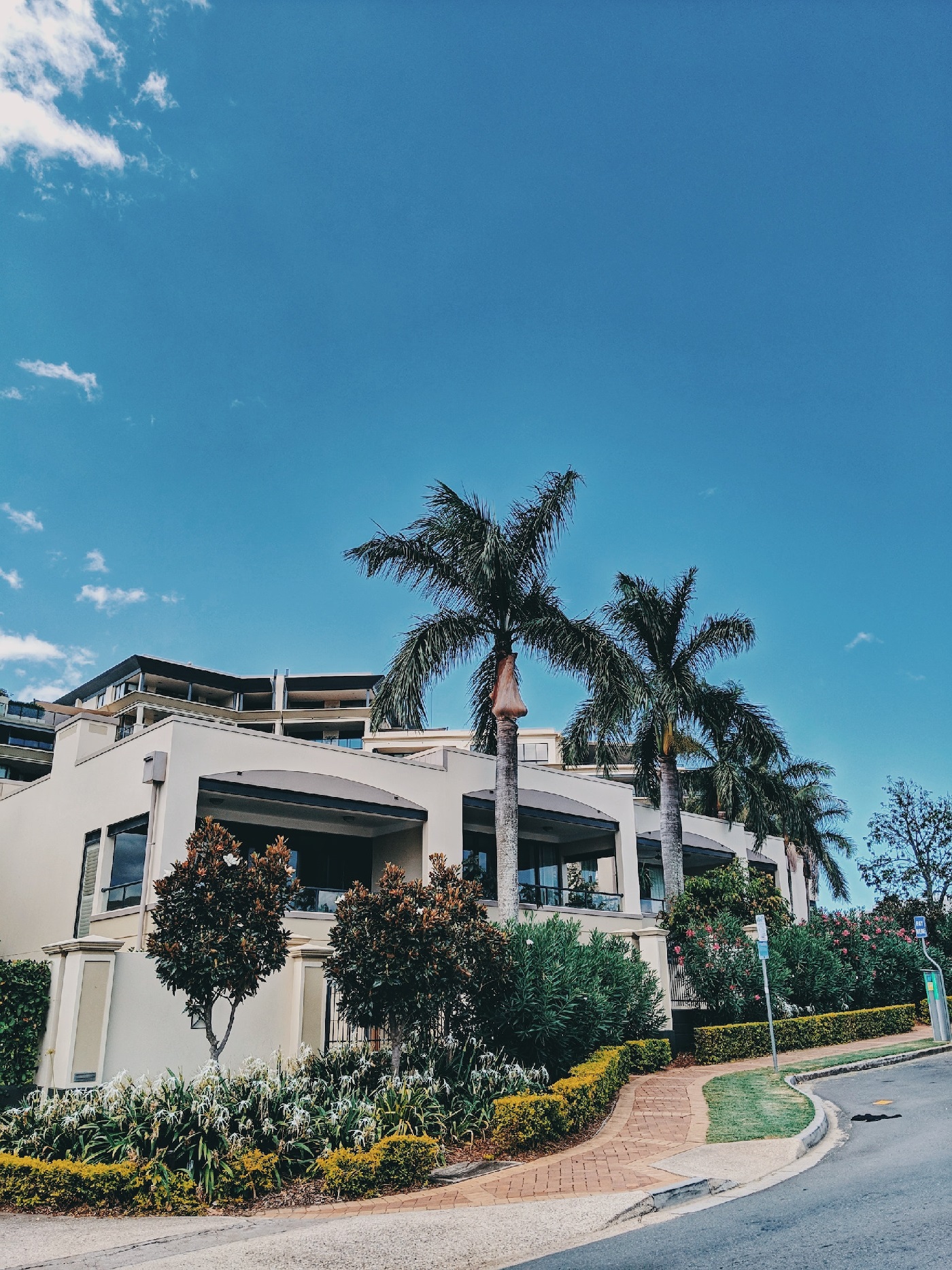 Top Secrets to Know When Attracting a High-Bid Cash Buyer for a Home